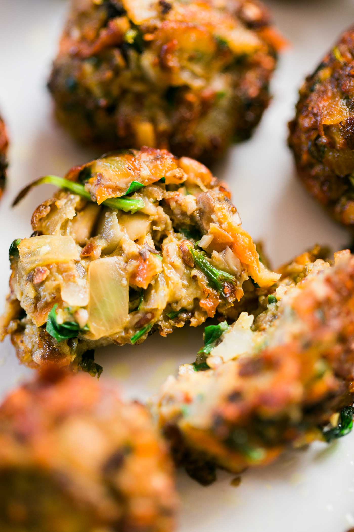 Juicy Meatless Vegan Meatballs {Vegan + Soy Free}