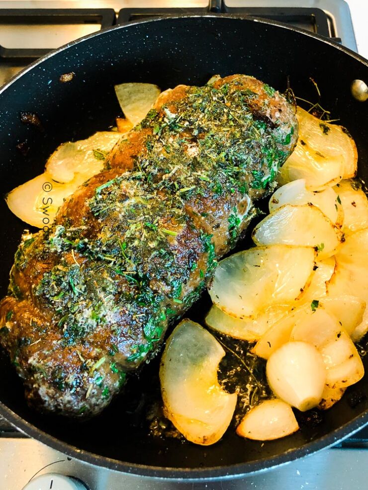 How To Make The Perfect Seitan Roast (Vegan) - Swoontastic.com | Easy ...